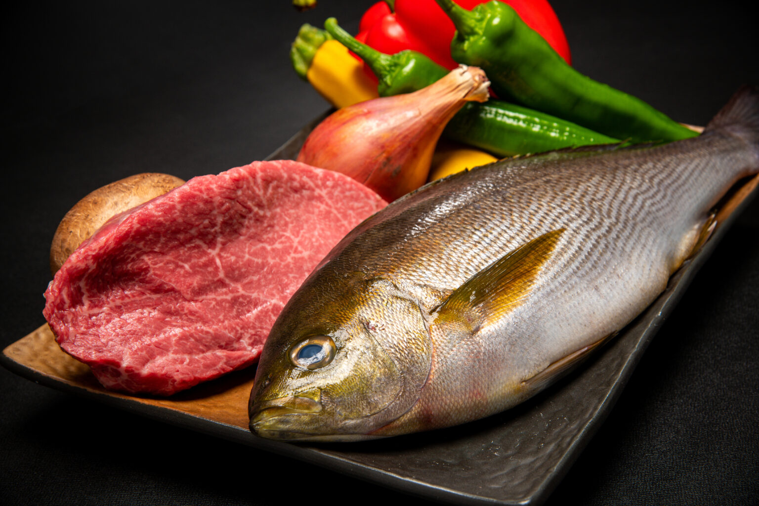 鉄板 KITAZUMI – 「大人の隠れ家」で味わう、最高級A5ランク黒毛和牛の鉄板焼